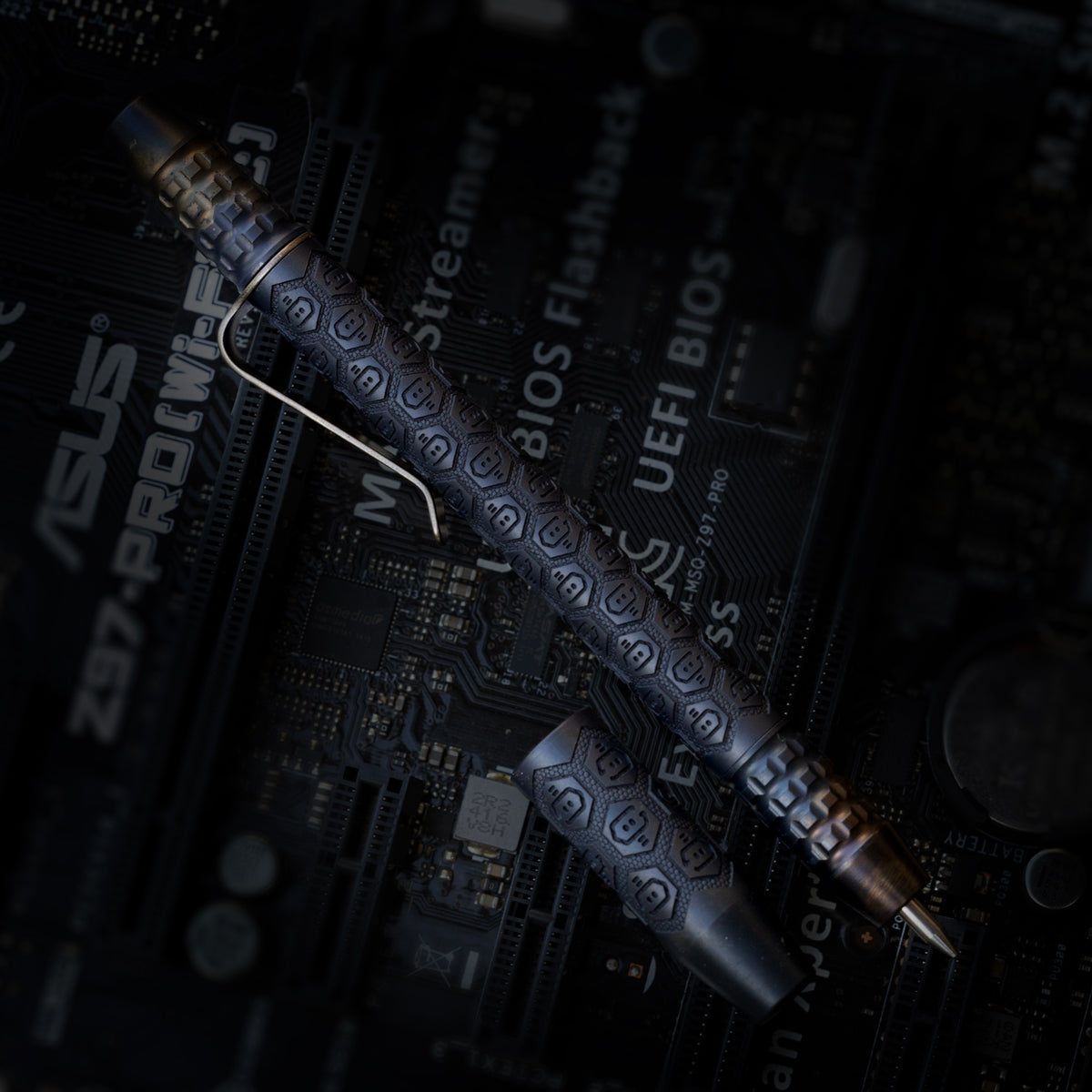 Titanium TechLiner Grid Pen -- Güthing Robot LE (Satin FallOut TRD ...